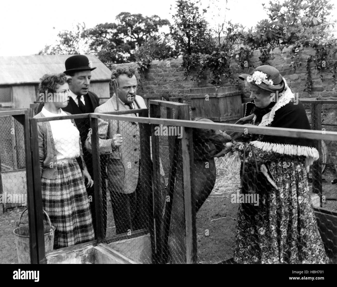 AUNT CLARA, Jessie Evans, Ronald Shiner, Reginald Beckwith, Margaret ...