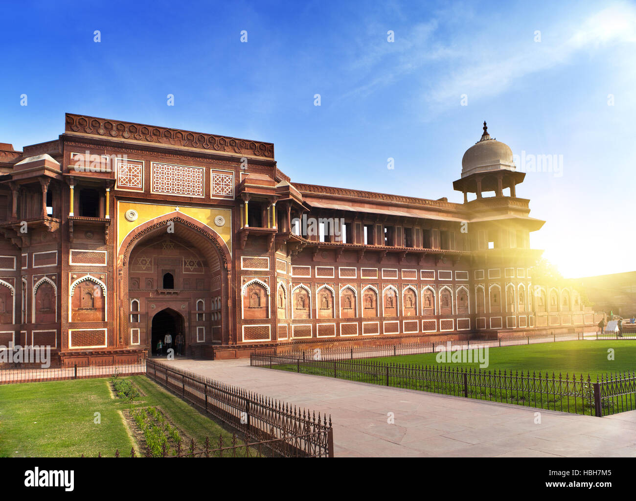 India red fort dome hi-res stock photography and images - Alamy
