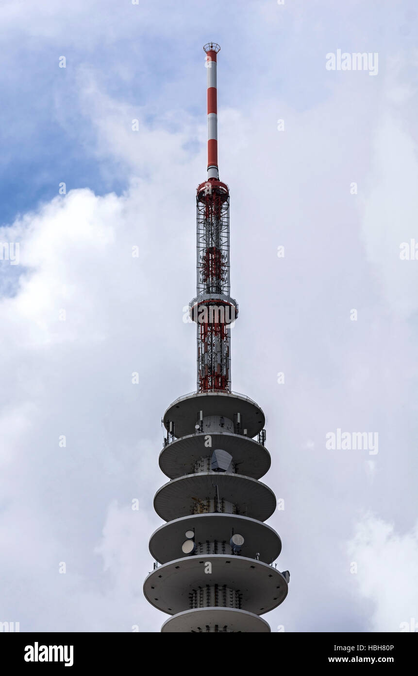 Broadcast tower hi-res stock photography and images - Alamy