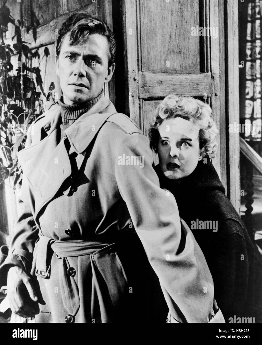 BEFORE I WAKE, (aka SHADOW OF FEAR), from left, Maxwell Reed, Mona ...