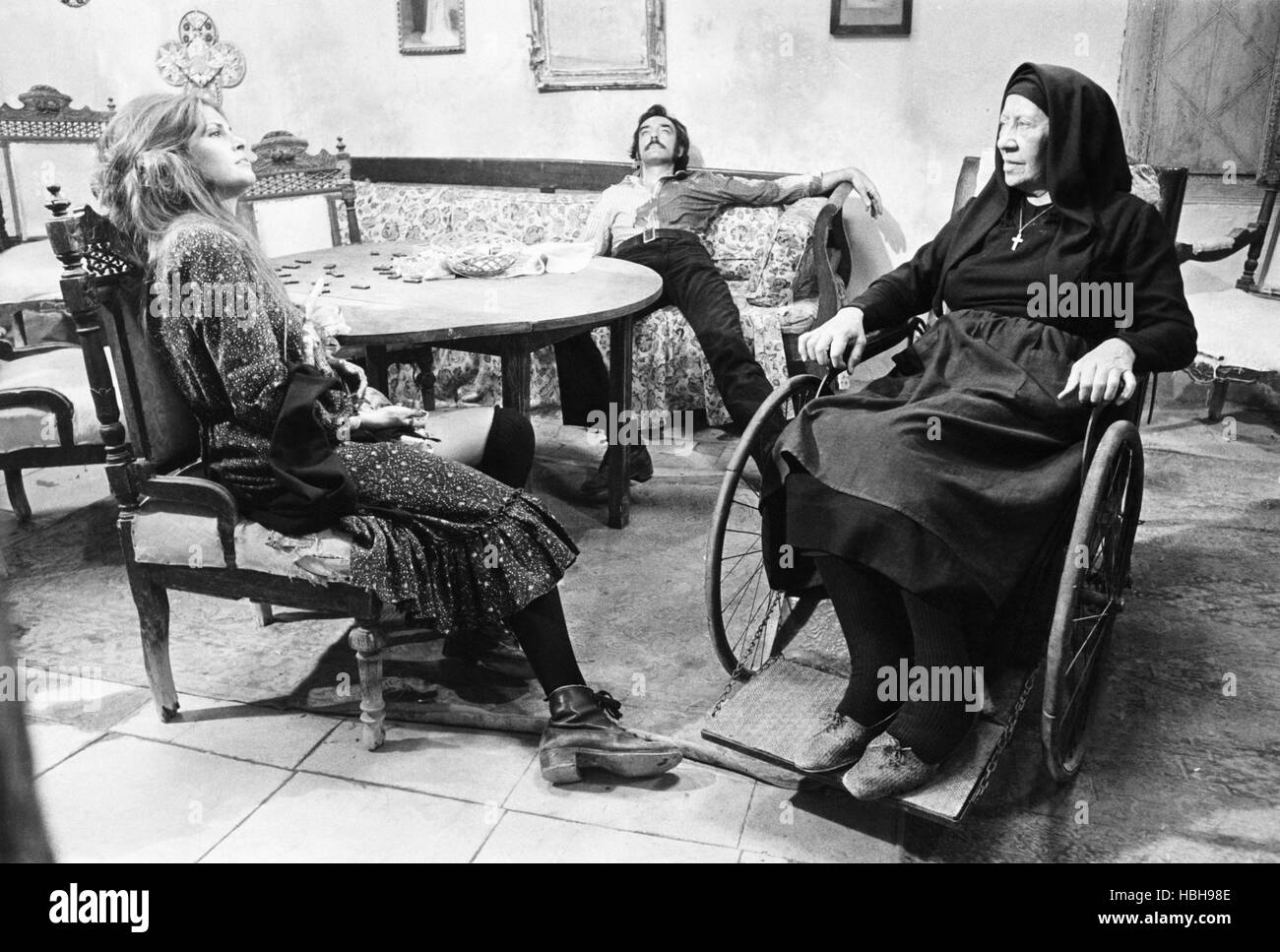 THE BELOVED, (aka SIN), from left: Raquel Welch, Richard Johnson, Flora ...