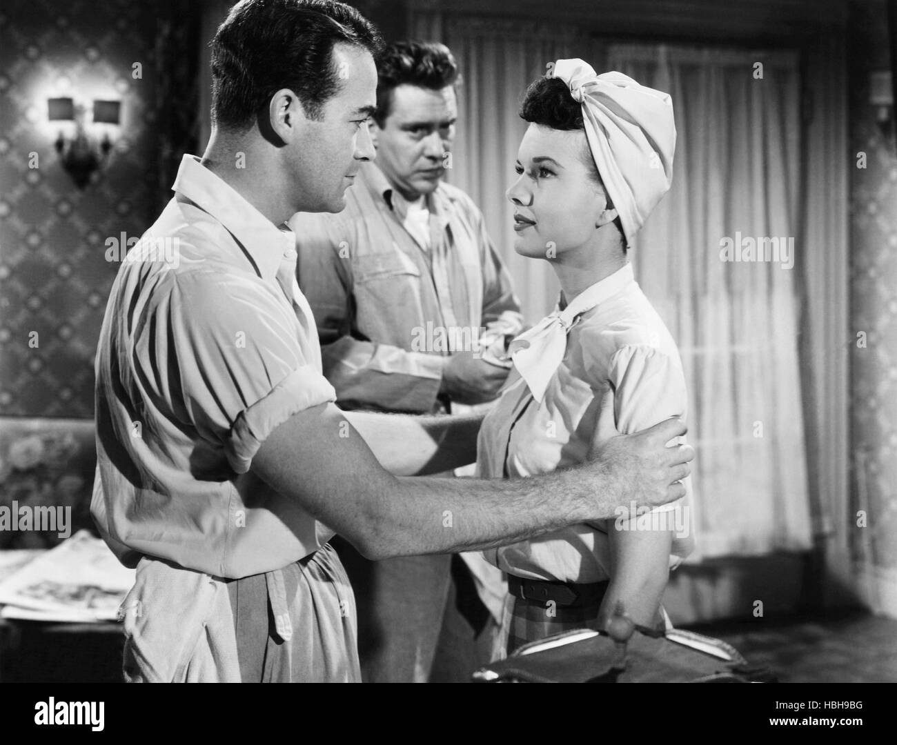 BETWEEN MIDNIGHT AND DAWN, Mark Stevens, Edmond O'Brien (back), Gale ...