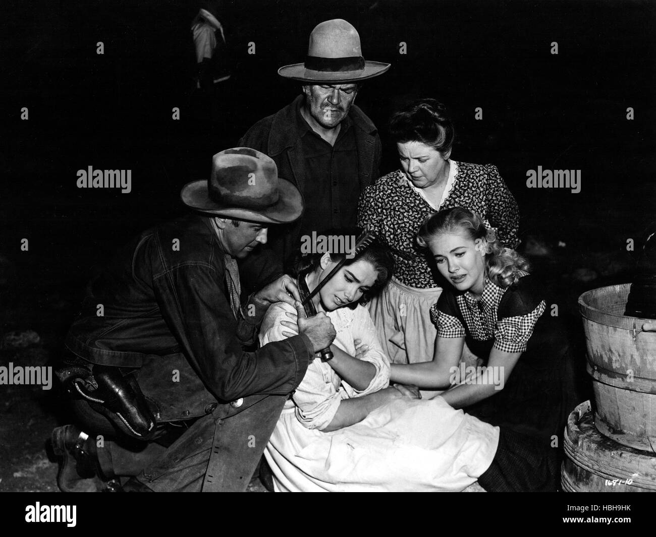 BEND OF THE RIVER, James Stewart, Jay C. Flippen, Julie Adams, Frances ...