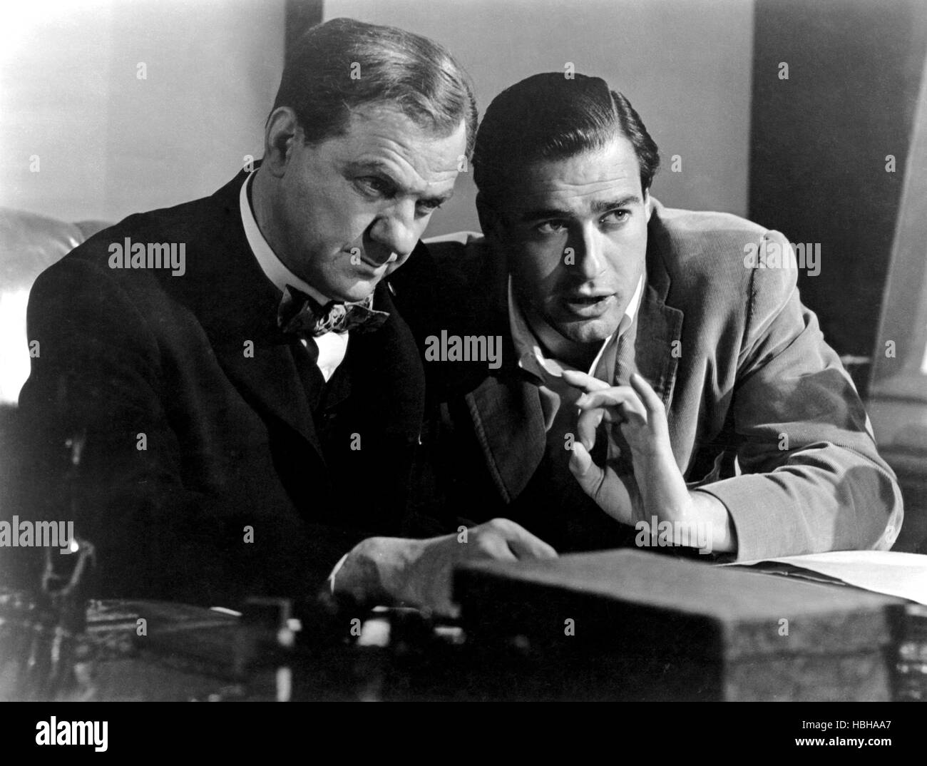 BIRDMAN OF ALCATRAZ, Karl Malden, director John Frankenheimer, on-set ...