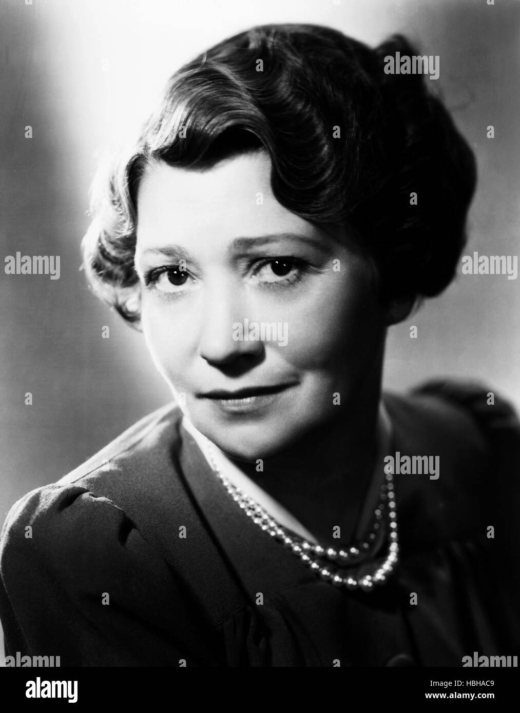 A BILL OF DIVORCEMENT, Fay Bainter, 1940 Stock Photo - Alamy