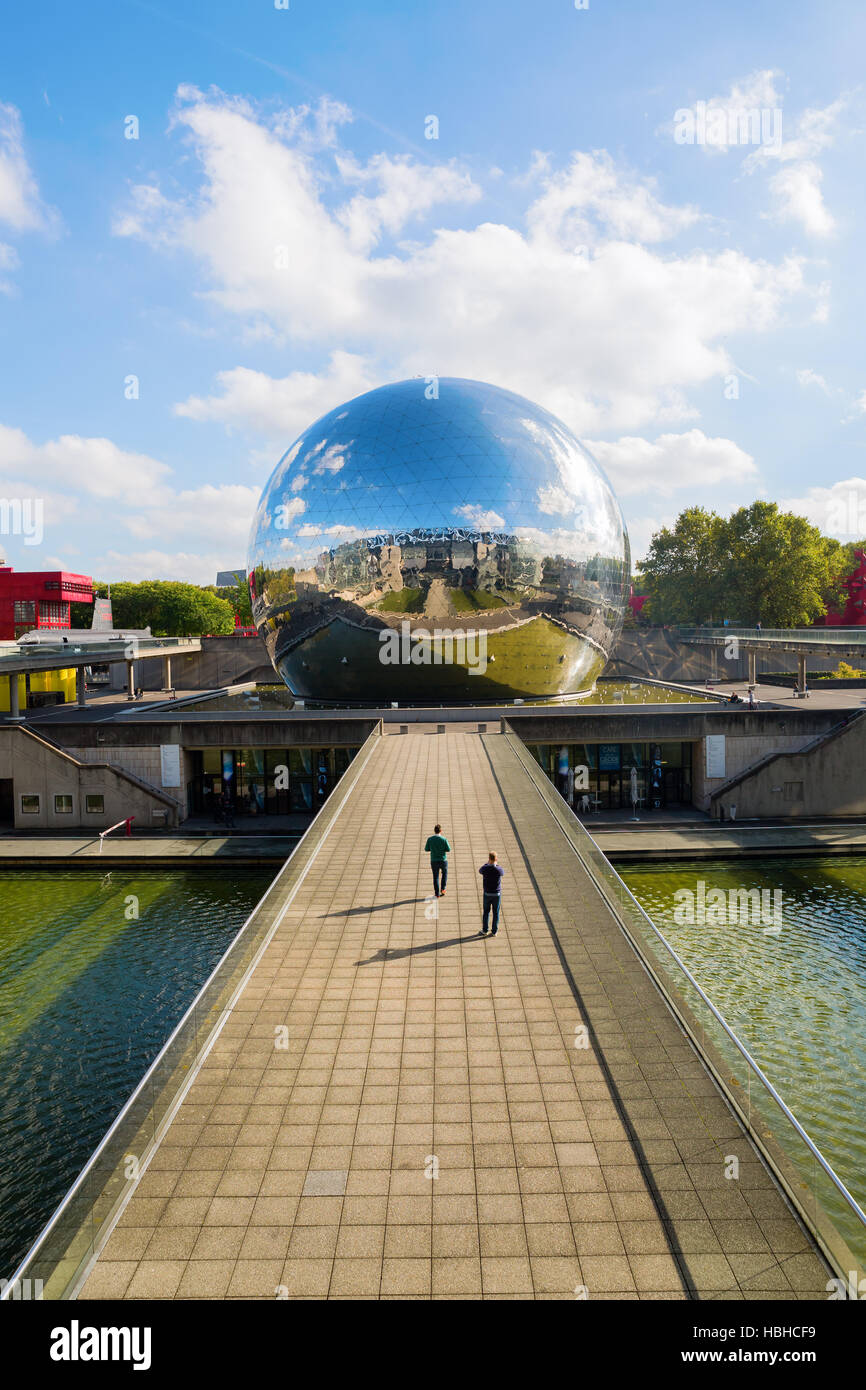 La Geode in the Parc de la Villette, Paris, France Stock Photo - Alamy
