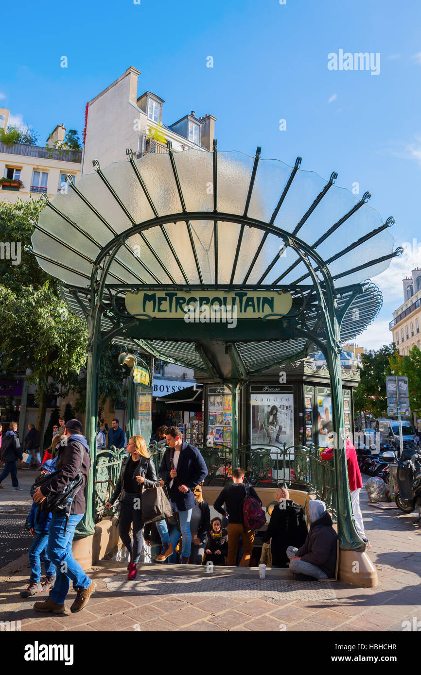 Chatelet hi-res stock photography and images - Alamy
