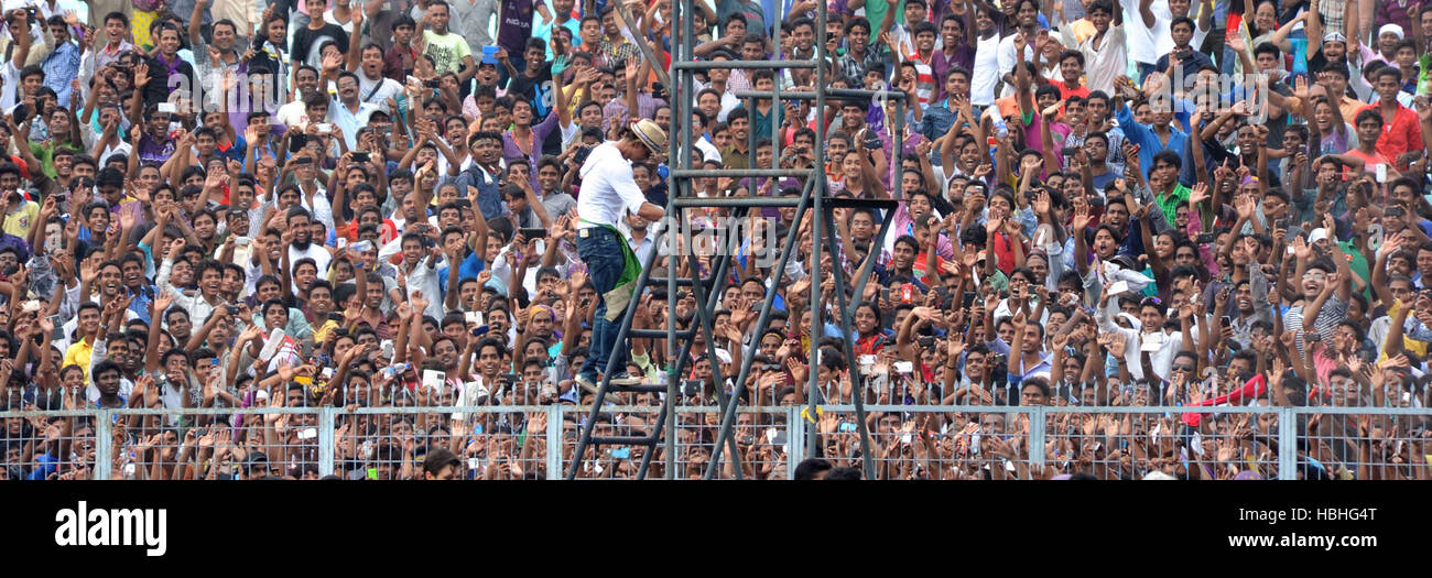 Shah Rukh Khan owner of Kolkata Knight Riders team in Calcutta Kolkata ...
