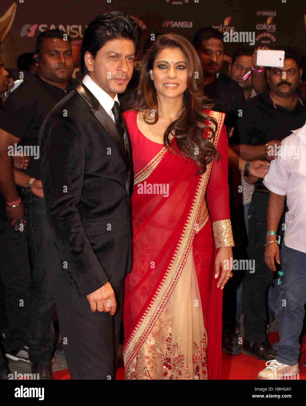 Shah rukh khan kajol hi-res stock photography and images - Alamy