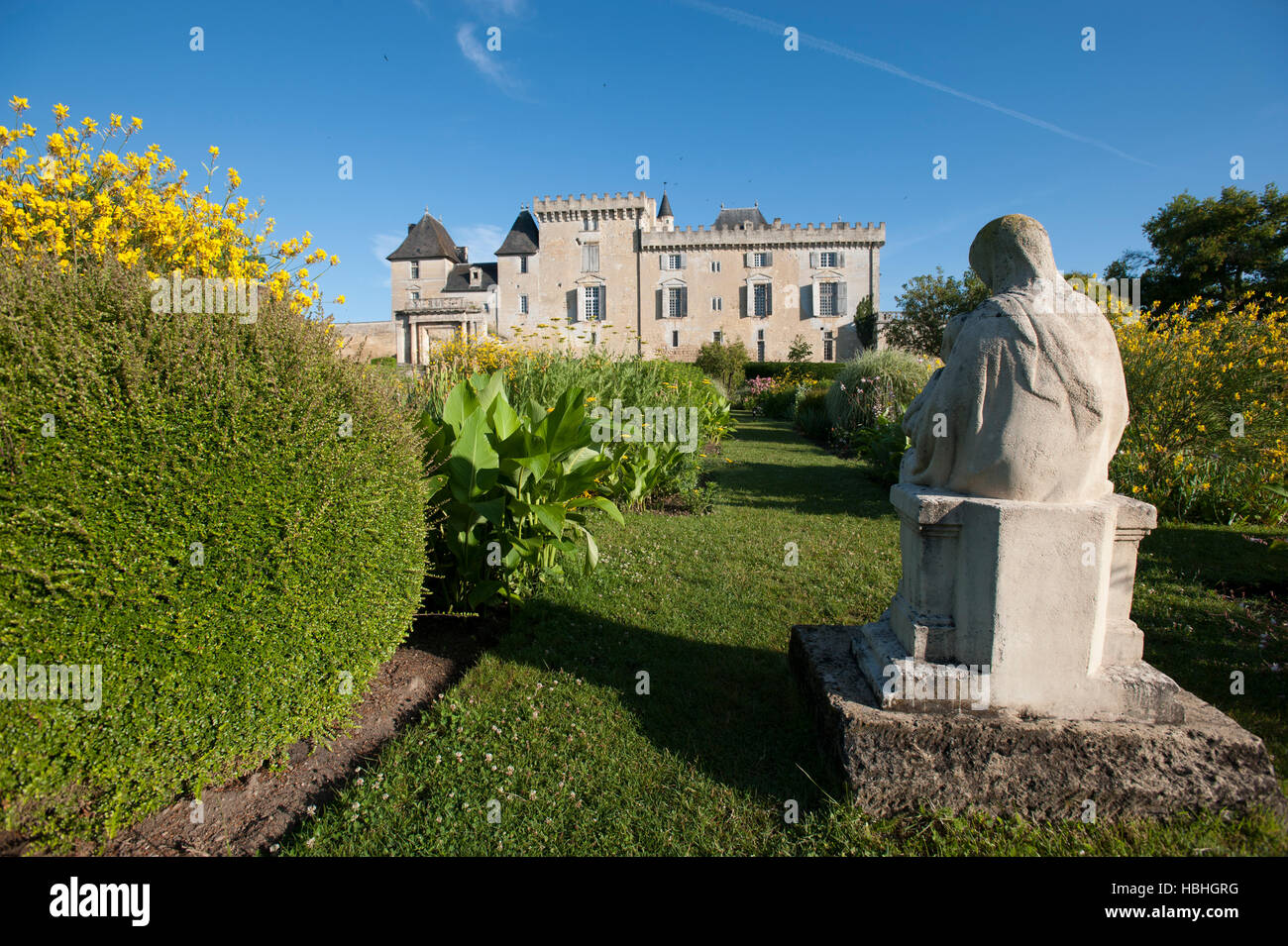 Vayres castle hi-res stock photography and images - Alamy