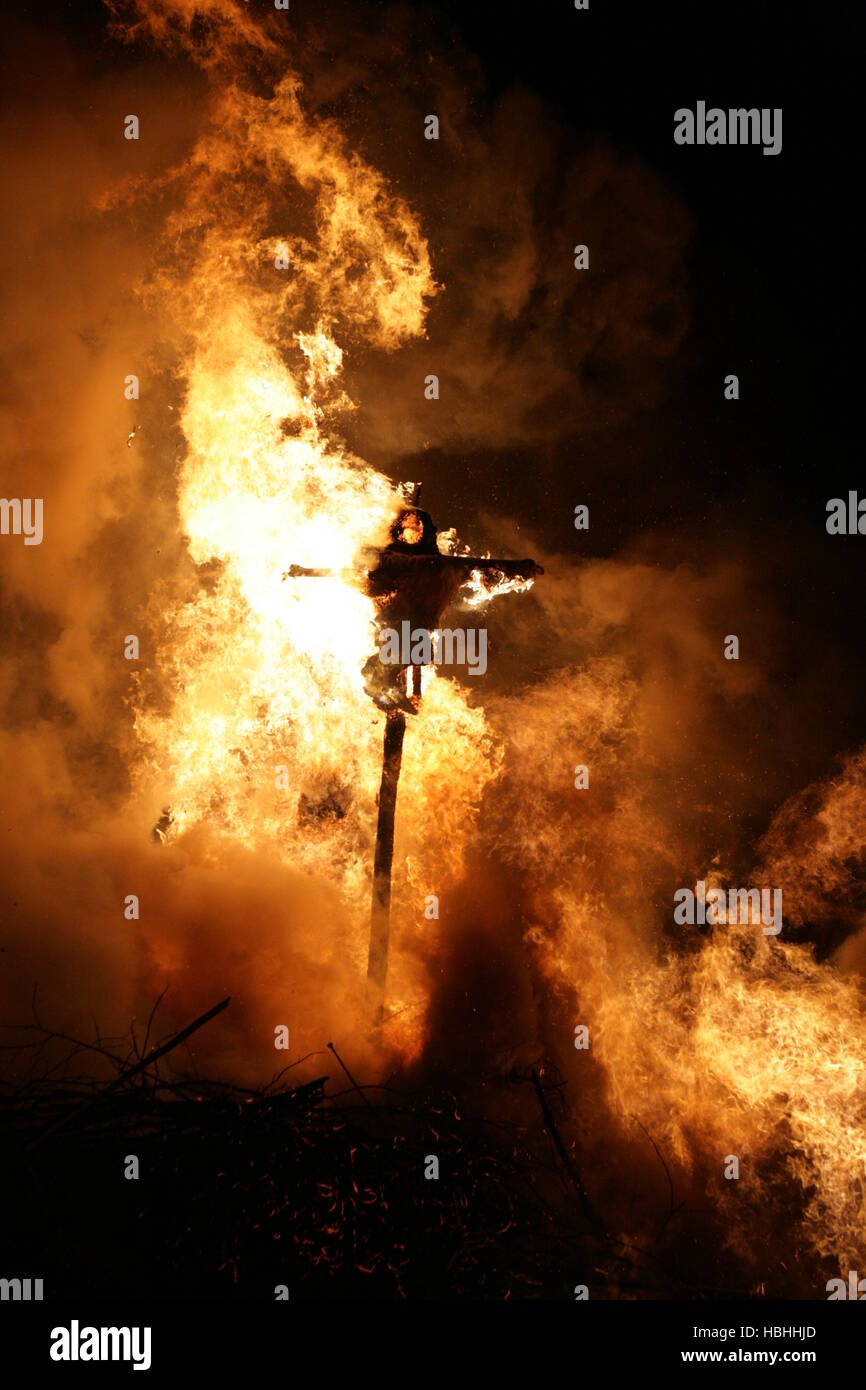 Burning of witches hi-res stock photography and images - Alamy