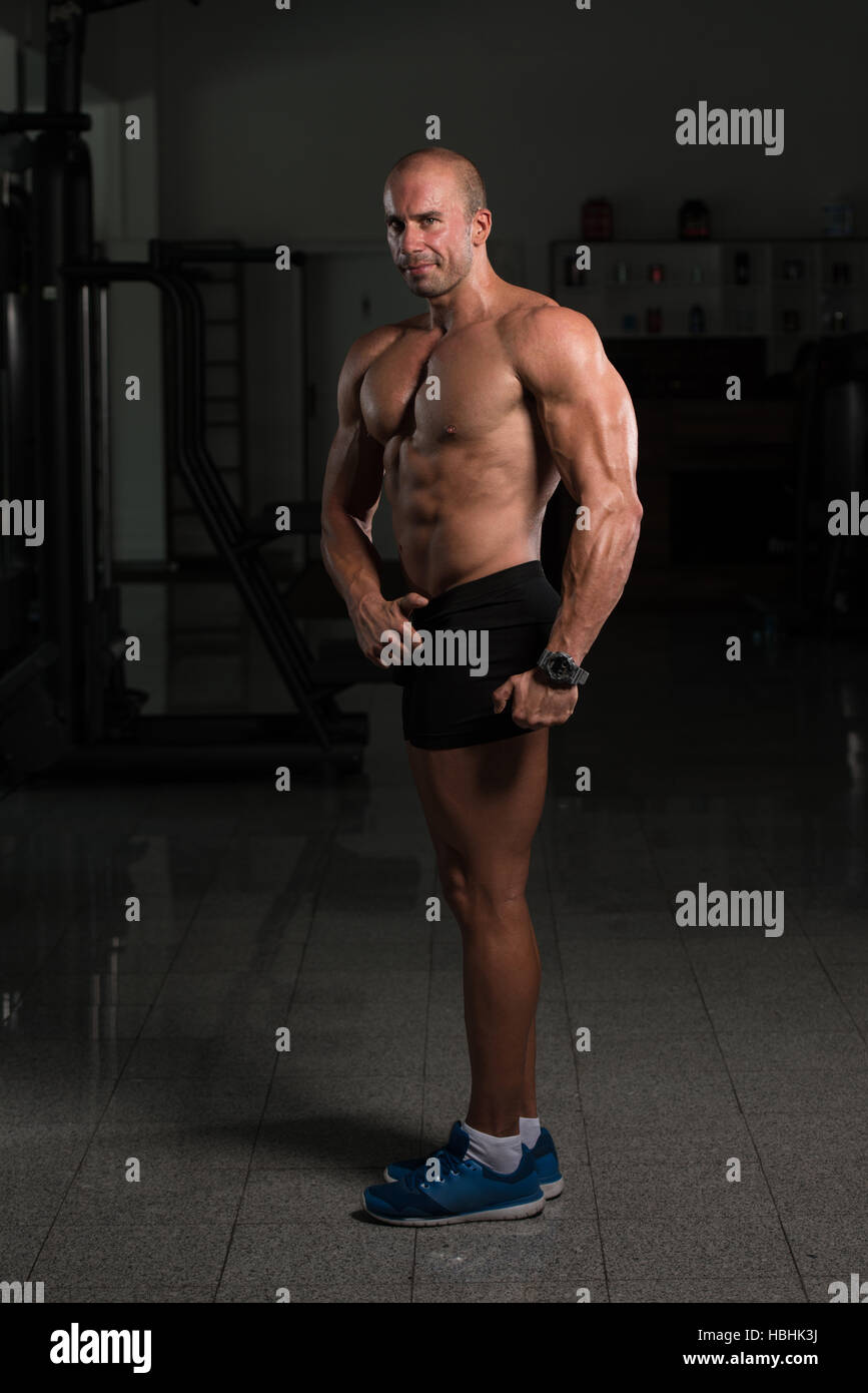 Bodybuilder man bald hi-res stock photography and images - Alamy