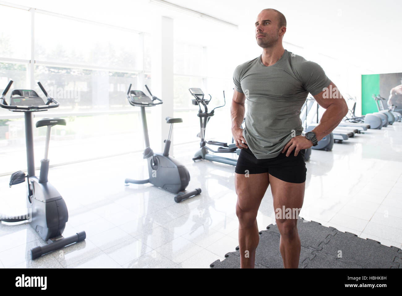 Bodybuilder posing handsome power athletic hi-res stock photography and ...
