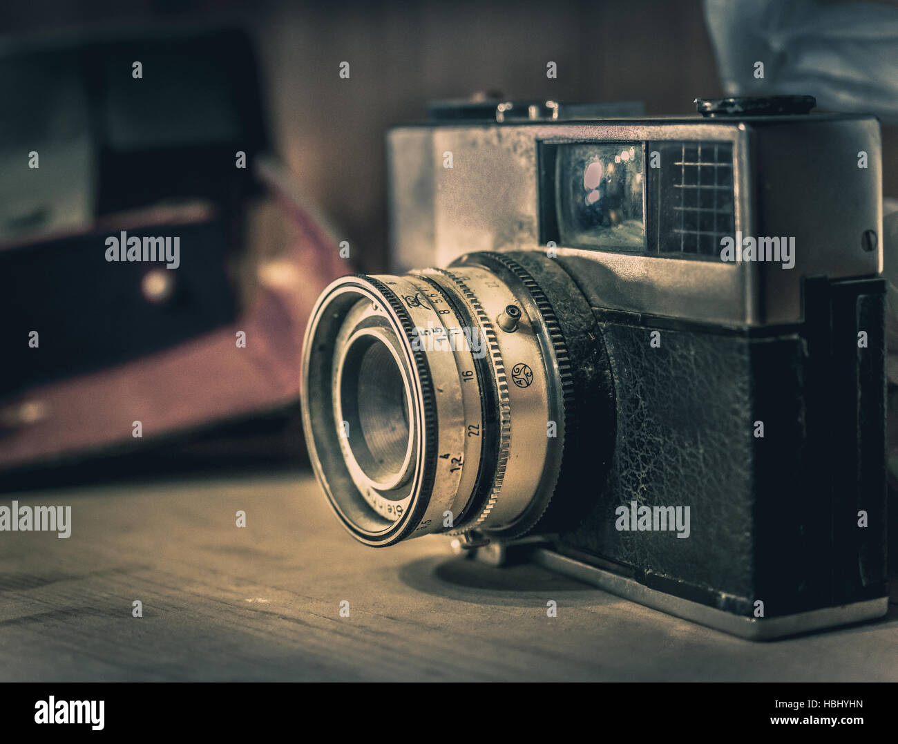 Old vintage camera Stock Photo - Alamy