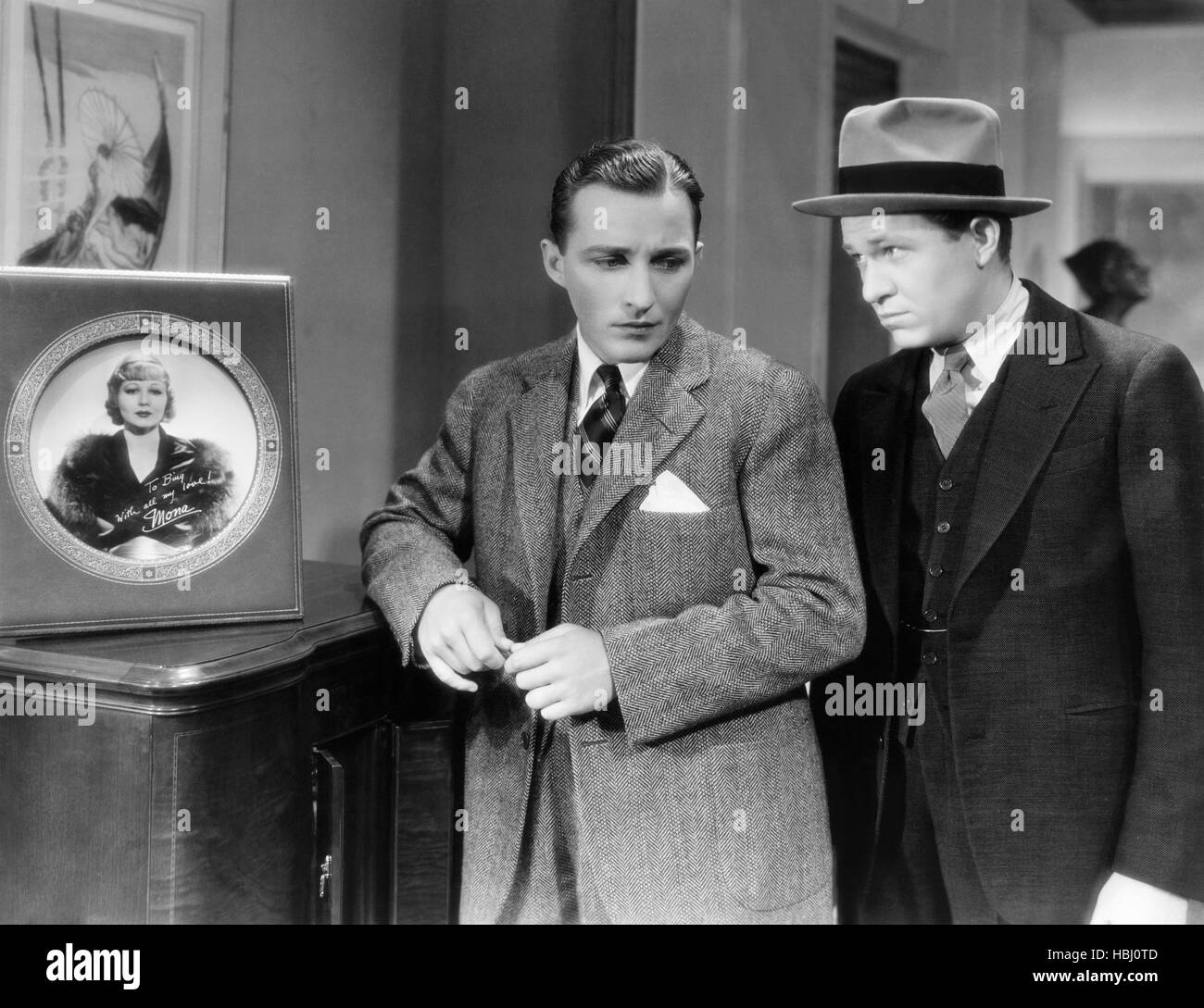 THE BIG BROADCAST, from left: Sharon Lynne (in photograph), Bing Crosby ...
