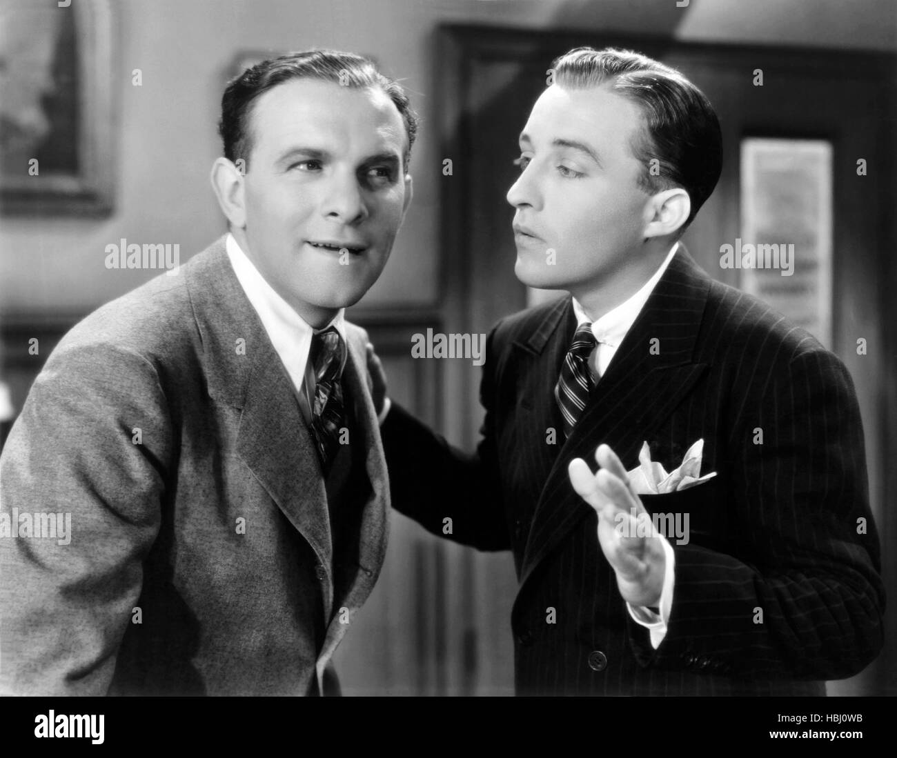 THE BIG BROADCAST, from left: George Burns, Bing Crosby, 1932 Stock ...