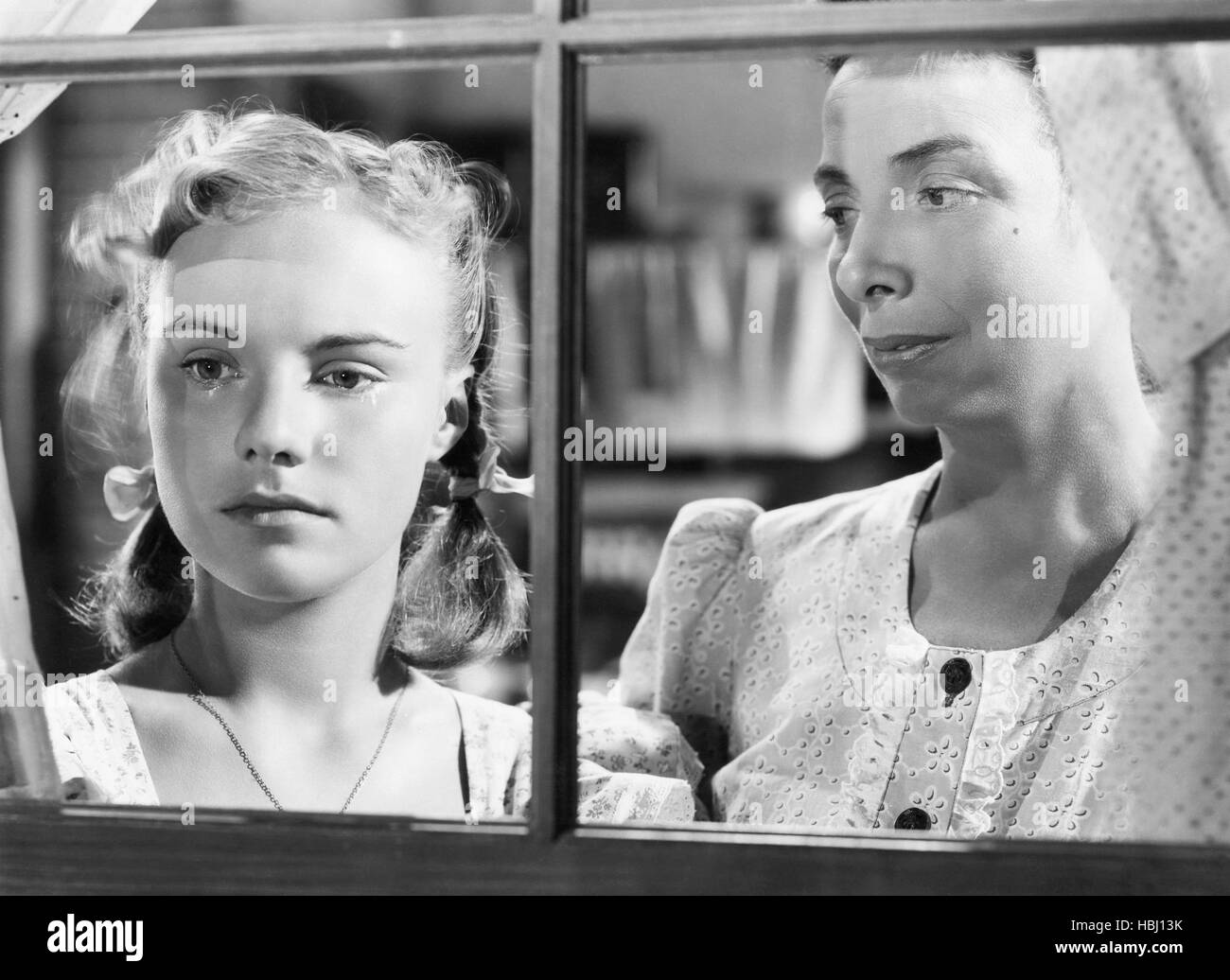 THE BIG CAT, Peggy Ann Garner, Sara Haden, 1949 Stock Photo - Alamy