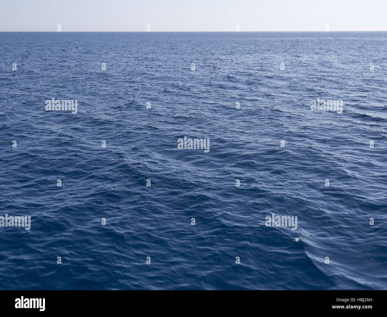 Endless wave hi-res stock photography and images - Alamy