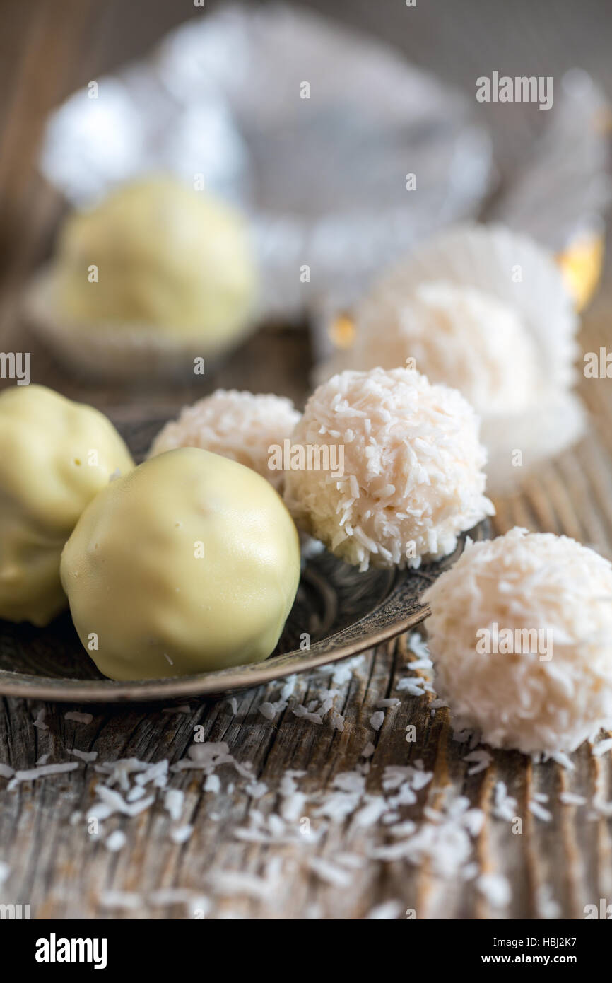 Truffles plate hi-res stock photography and images - Alamy