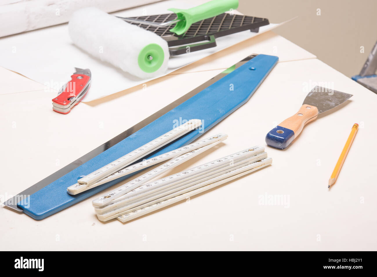 Pasting table hi-res stock photography and images - Alamy