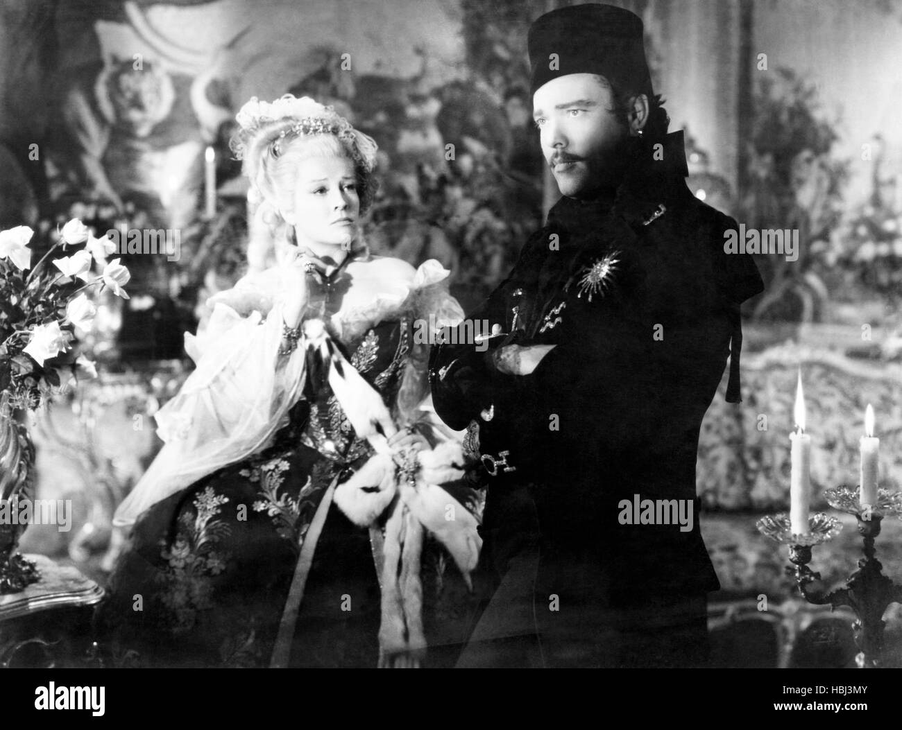 BLACK MAGIC, from left: Nancy Guild, Orson Welles, 1949 Stock Photo - Alamy