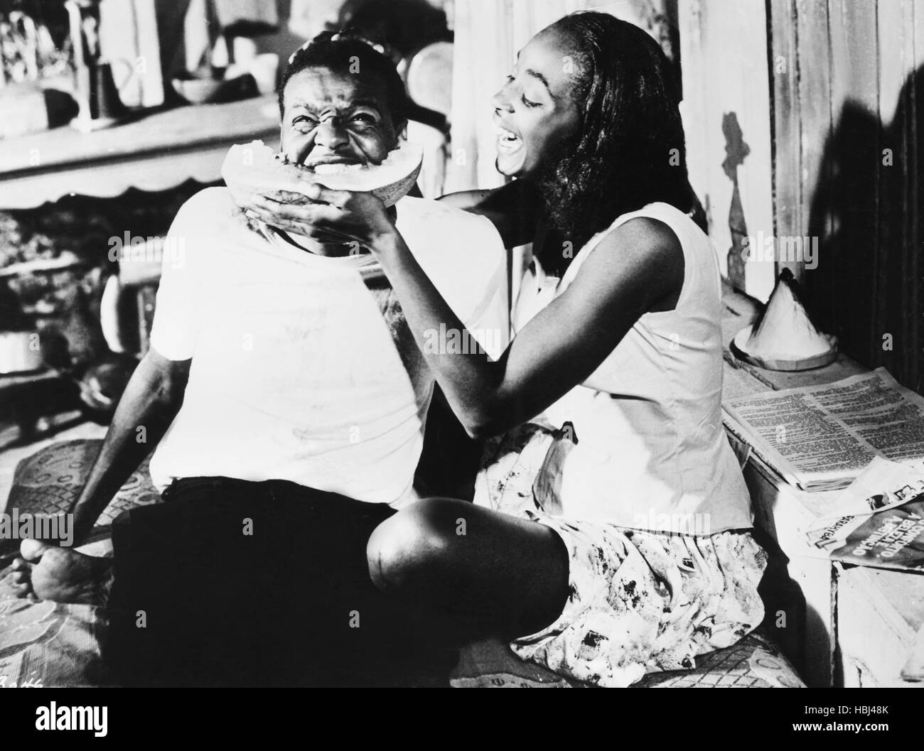 BLACK ORPHEUS, (aka ORFEU NEGRO), from left: Breno Mello, Marpessa Dawn ...