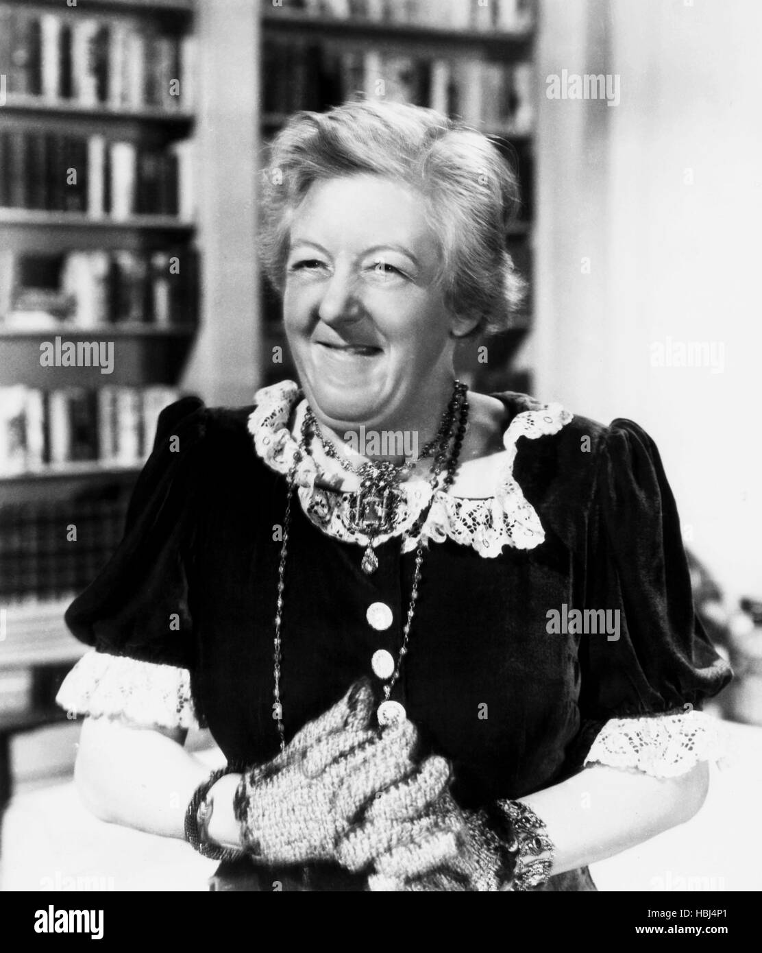 BLITHE SPIRIT, Margaret Rutherford, 1945 Stock Photo - Alamy