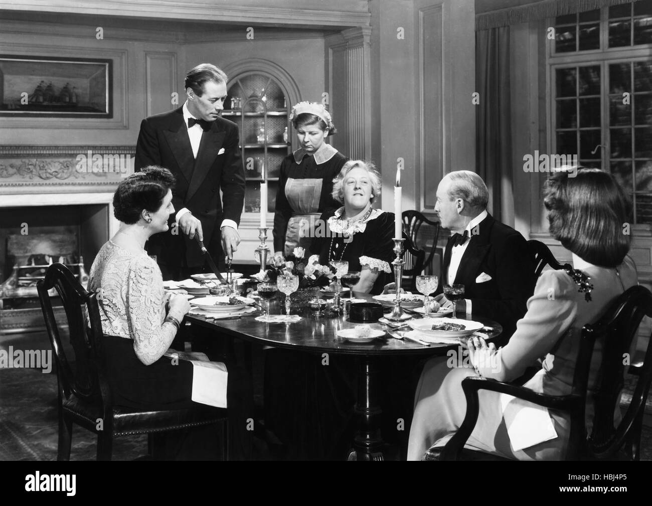 BLITHE SPIRIT, from left, Joyce Carey, Rex Harrison, Jacqueline Clarke ...