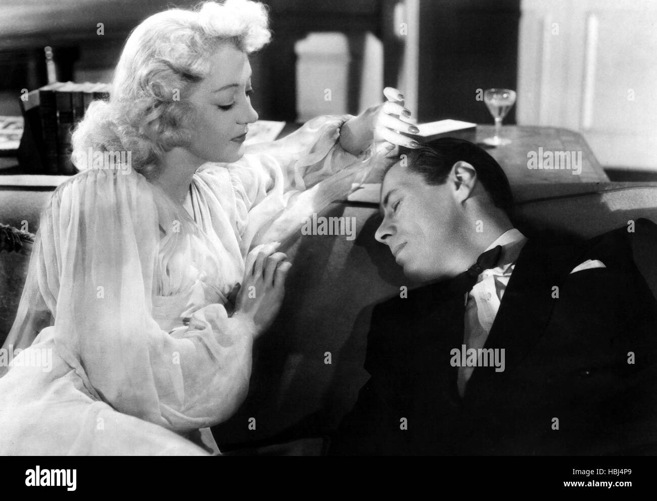 BLITHE SPIRIT, Kay Hammond, Rex Harrison, 1945 Stock Photo - Alamy