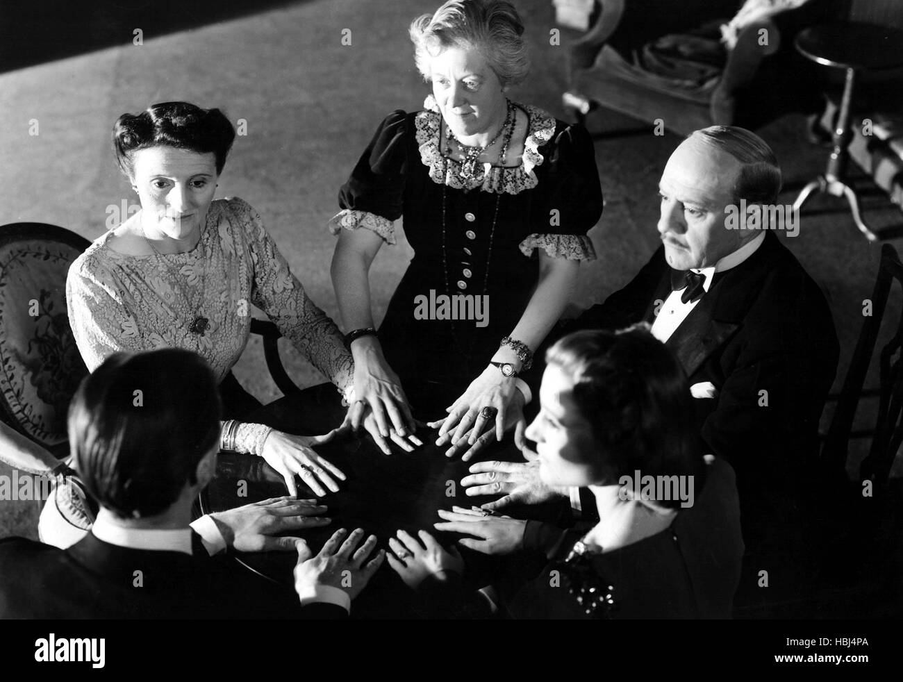 BLITHE SPIRIT, Rex Harrison, Joyce Carey, Margaret Rutherford ...