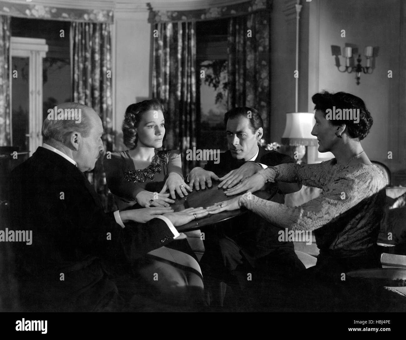 BLITHE SPIRIT, Hugh Wakefield, Constance Cummings, Rex Harrison, Joyce ...