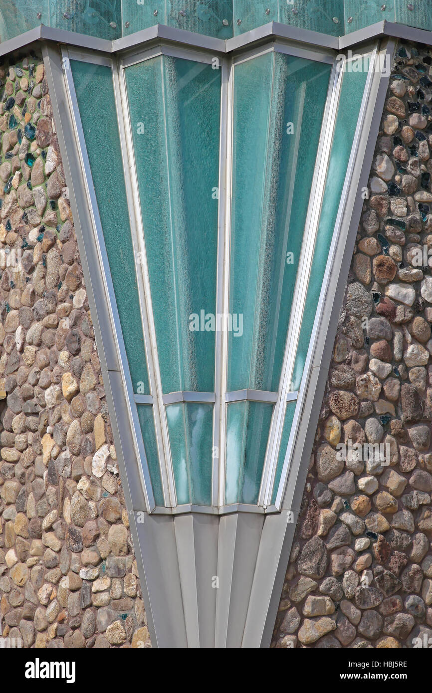 Glass triangular structure hi-res stock photography and images - Alamy