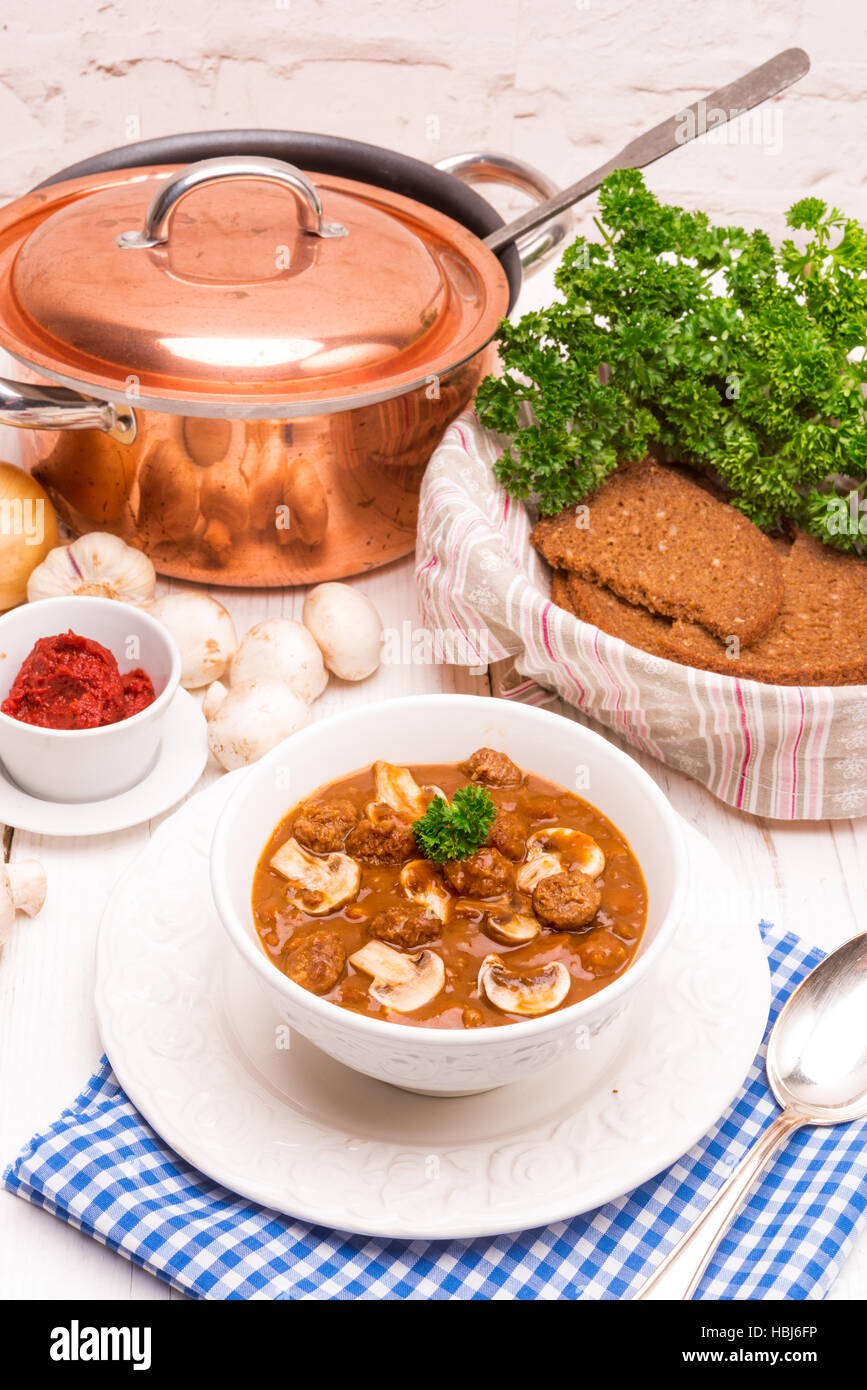 German mock turtle soup f hi-res stock photography and images - Alamy