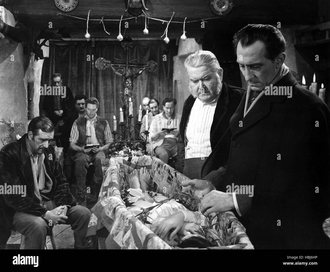 Peter cushing dracula hi-res stock photography and images - Alamy
