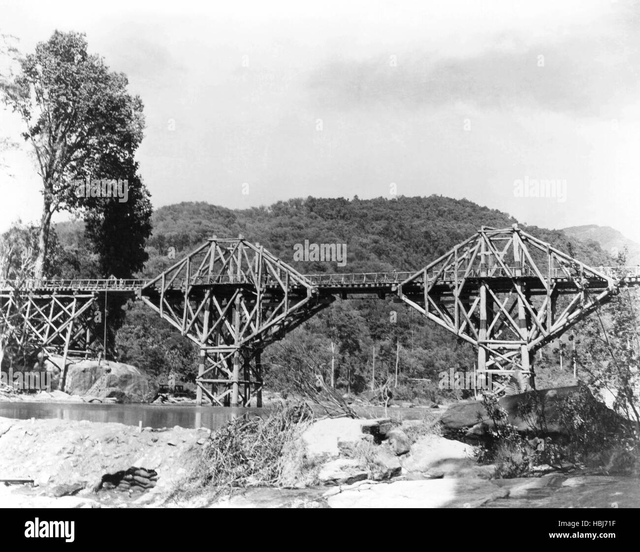 THE BRIDGE ON THE RIVER KWAI, 1957 Stock Photo - Alamy