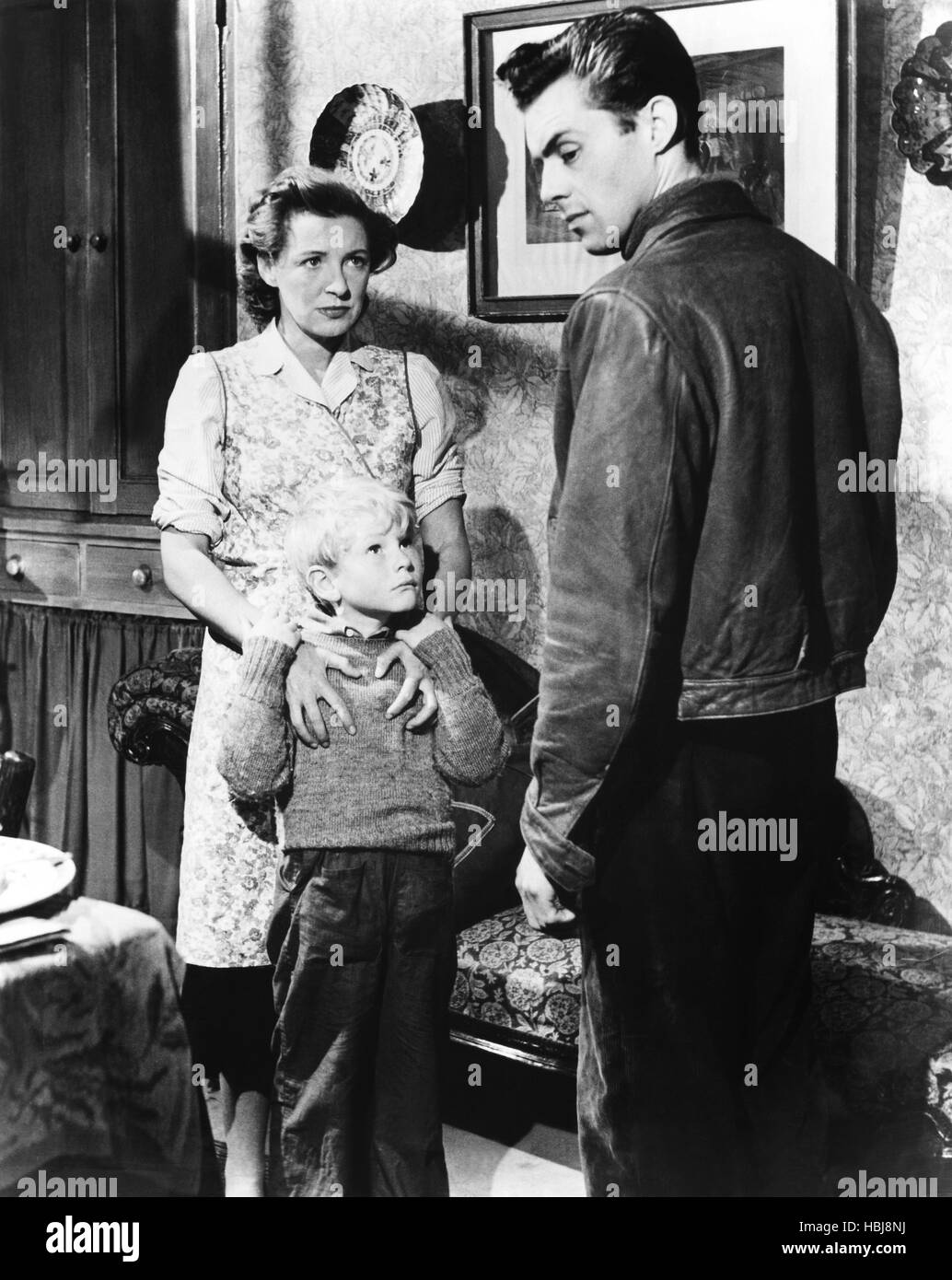CAST A DARK SHADOW, adults, from left, Kay Walsh, Dirk Bogarde, 1955 ...