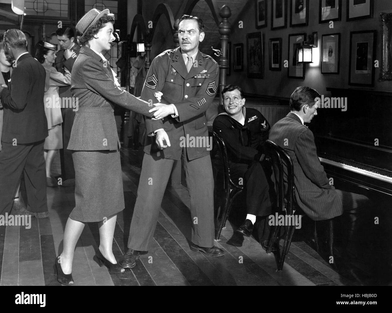 THE BEST YEARS OF OUR LIVES, Myrna Loy, Fredric March, Harold Russell ...