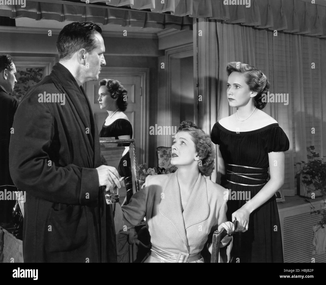 THE BEST YEARS OF OUR LIVES, from left, Fredric March, Myrna Loy ...