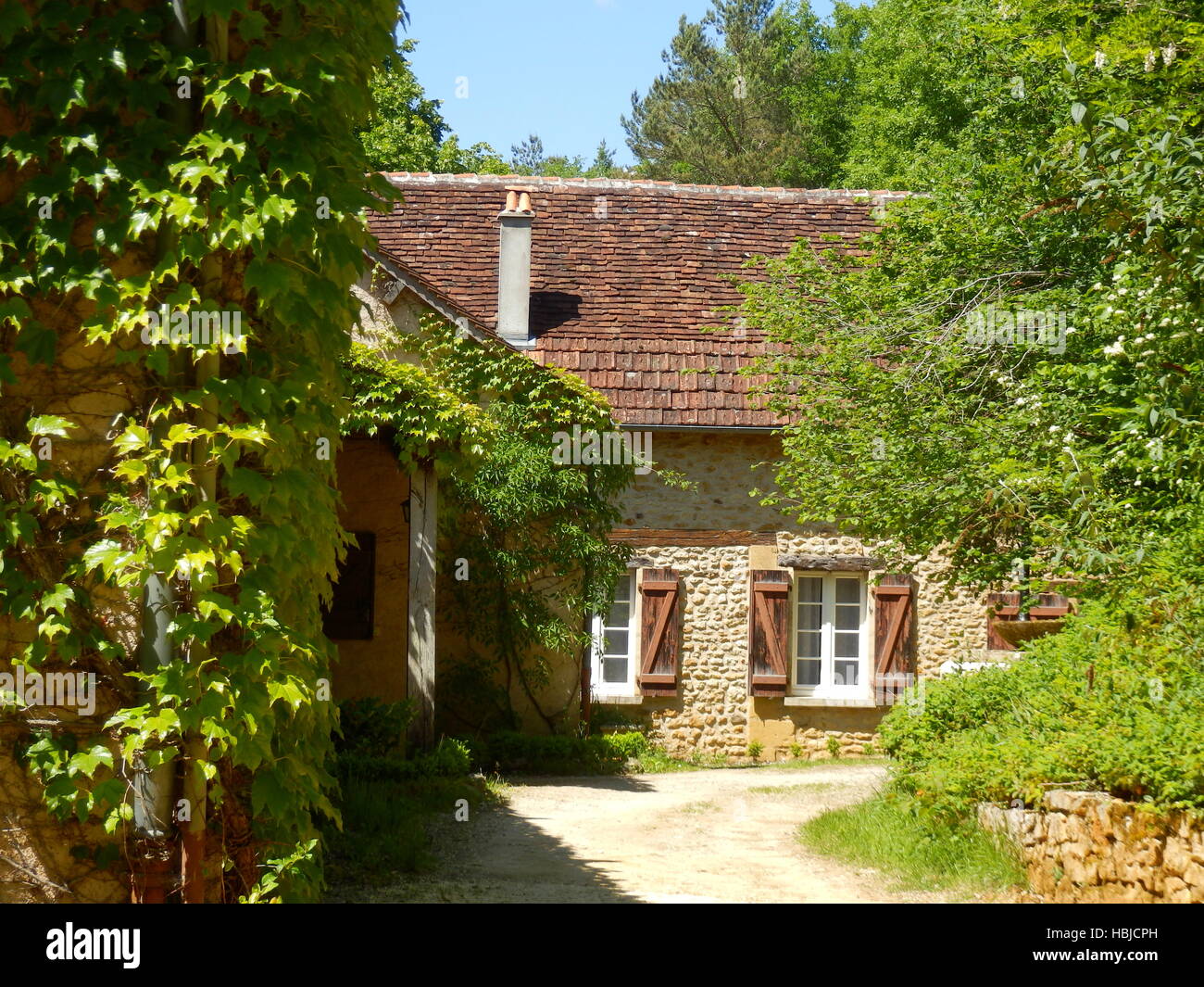 French farmhouse hi-res stock photography and images - Alamy