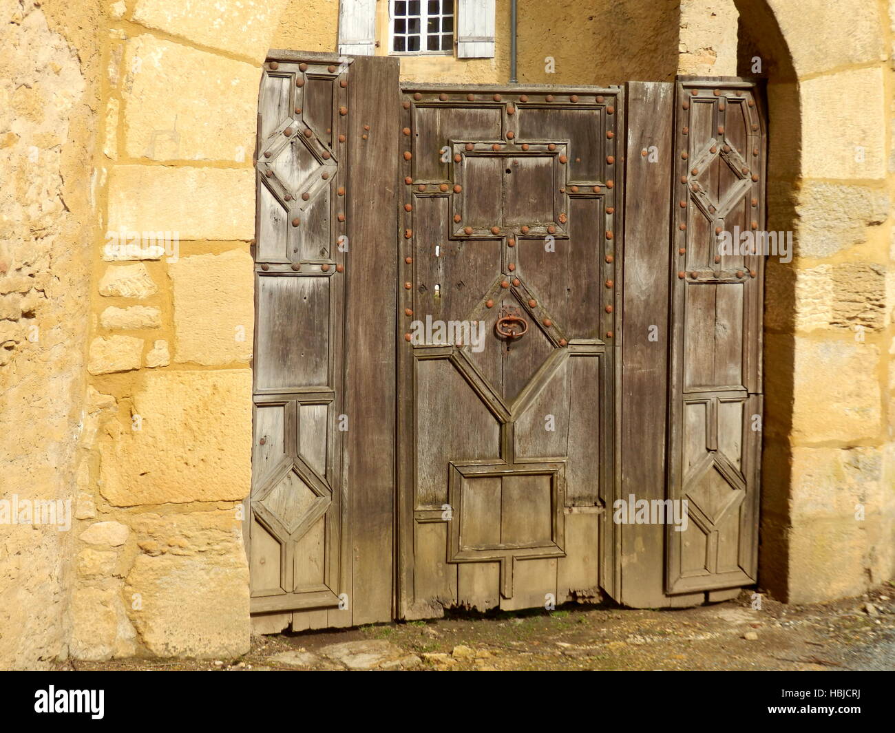 Medieval Door Lock Stock Photos & Medieval Door Lock Stock Images - Alamy