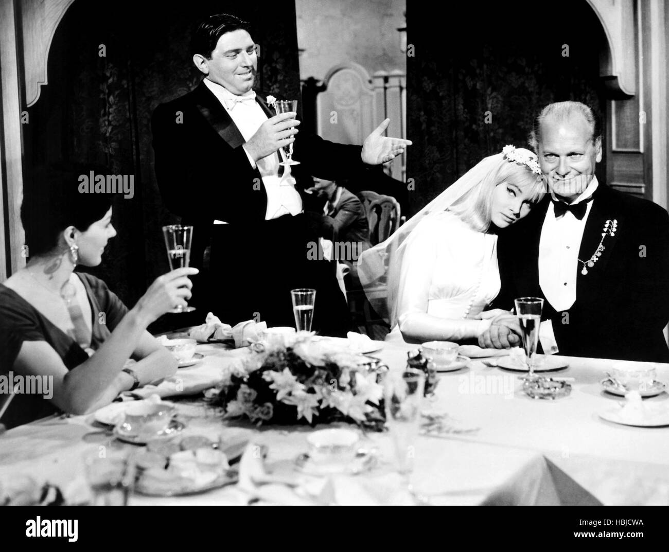 THE BLUE ANGEL, from left, Theodore Bikel, May Britt, Curt Jurgens, 1959, TM & Copyright ©20th ...