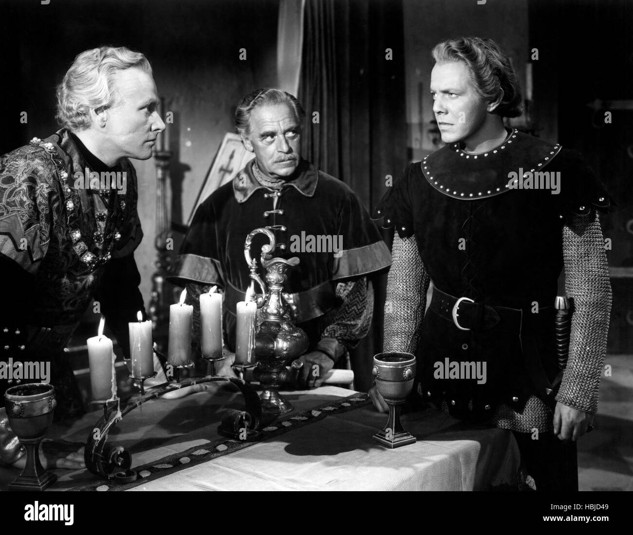 THE BLACK ARROW, (aka THE BLACK ARROW STRIKES), George Macready, Walter ...