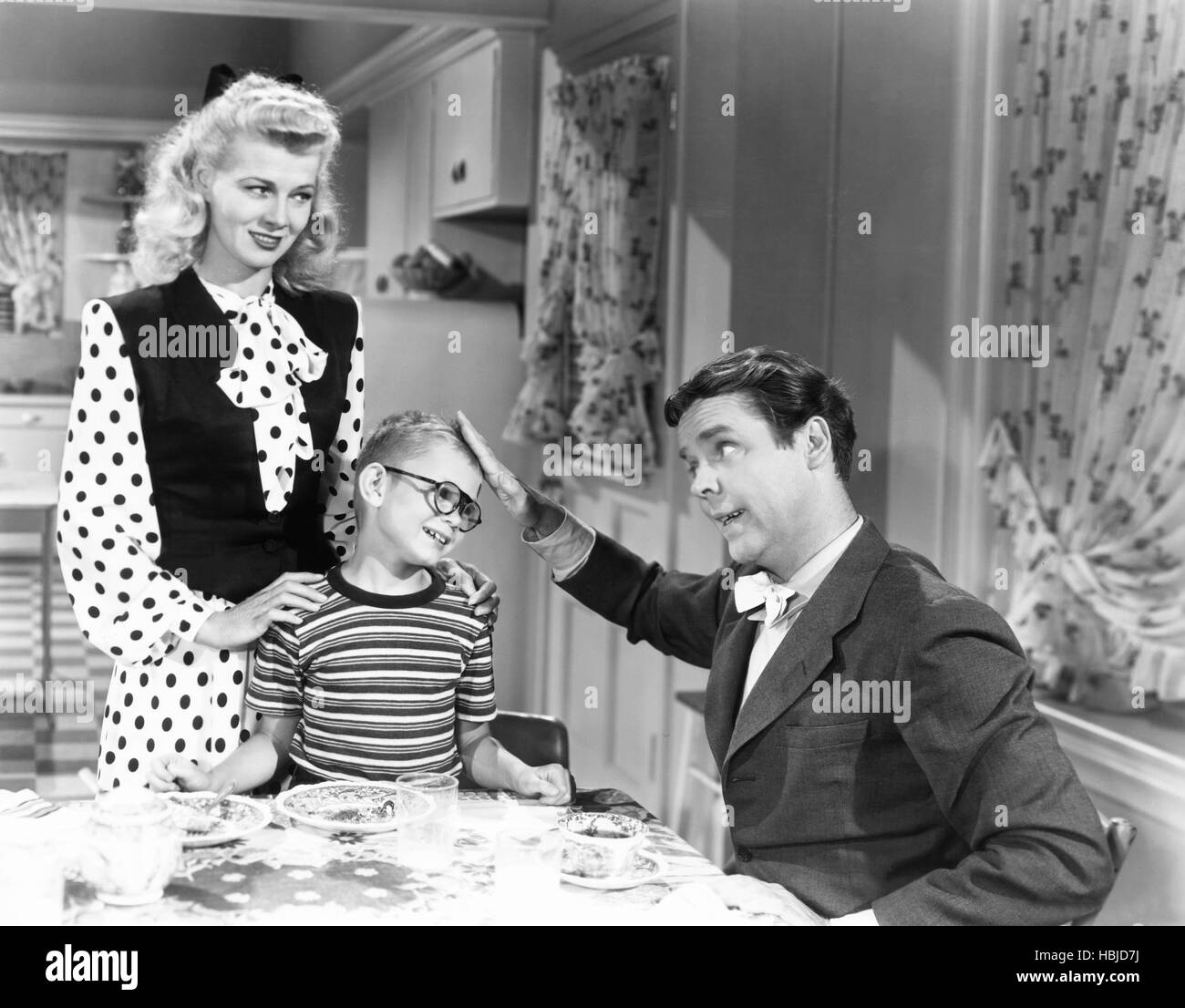 BLONDIE'S BIG MOMENT, from left: Penny Singleton, Larry Simms, Arthur ...