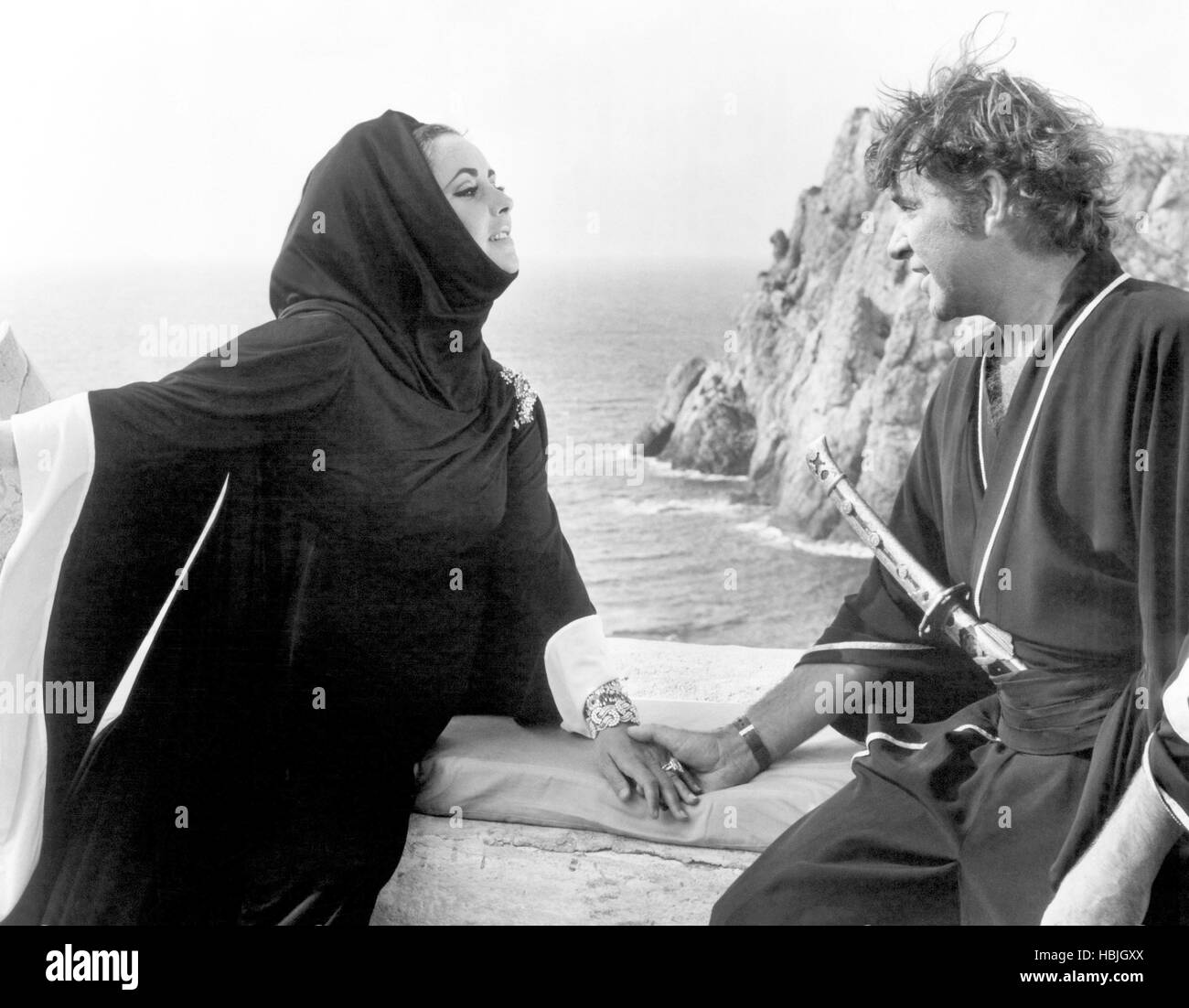 BOOM!, Elizabeth Taylor, Richard Burton, 1968 Stock Photo - Alamy
