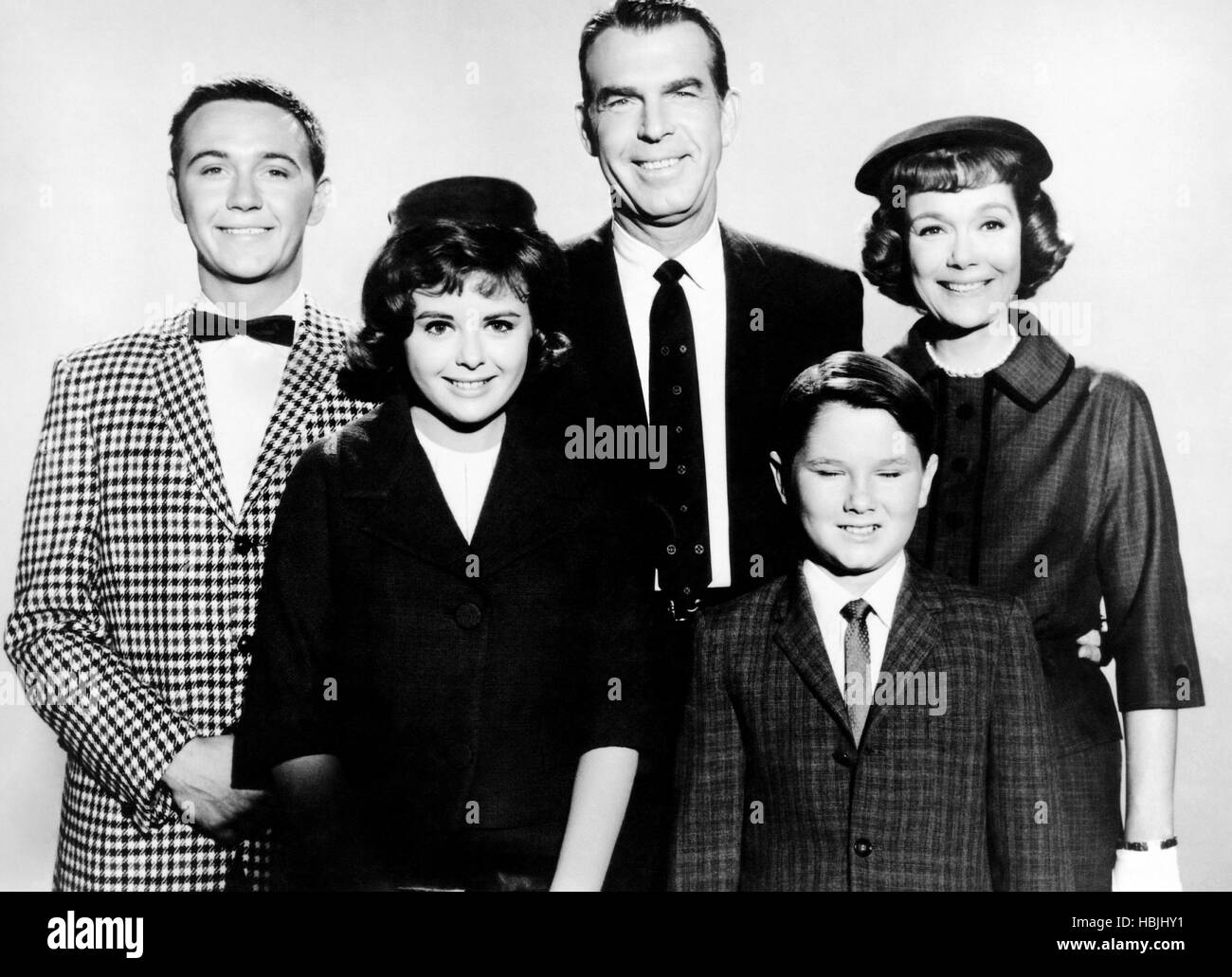 BON VOYAGE!, from left: Tommy Kirk, Deborah Walley, Fred MacMurray ...