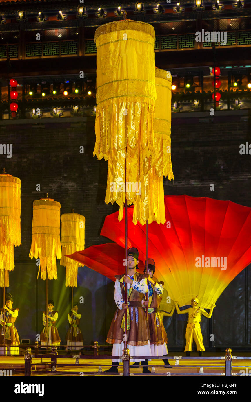 Cultural show hi-res stock photography and images - Alamy