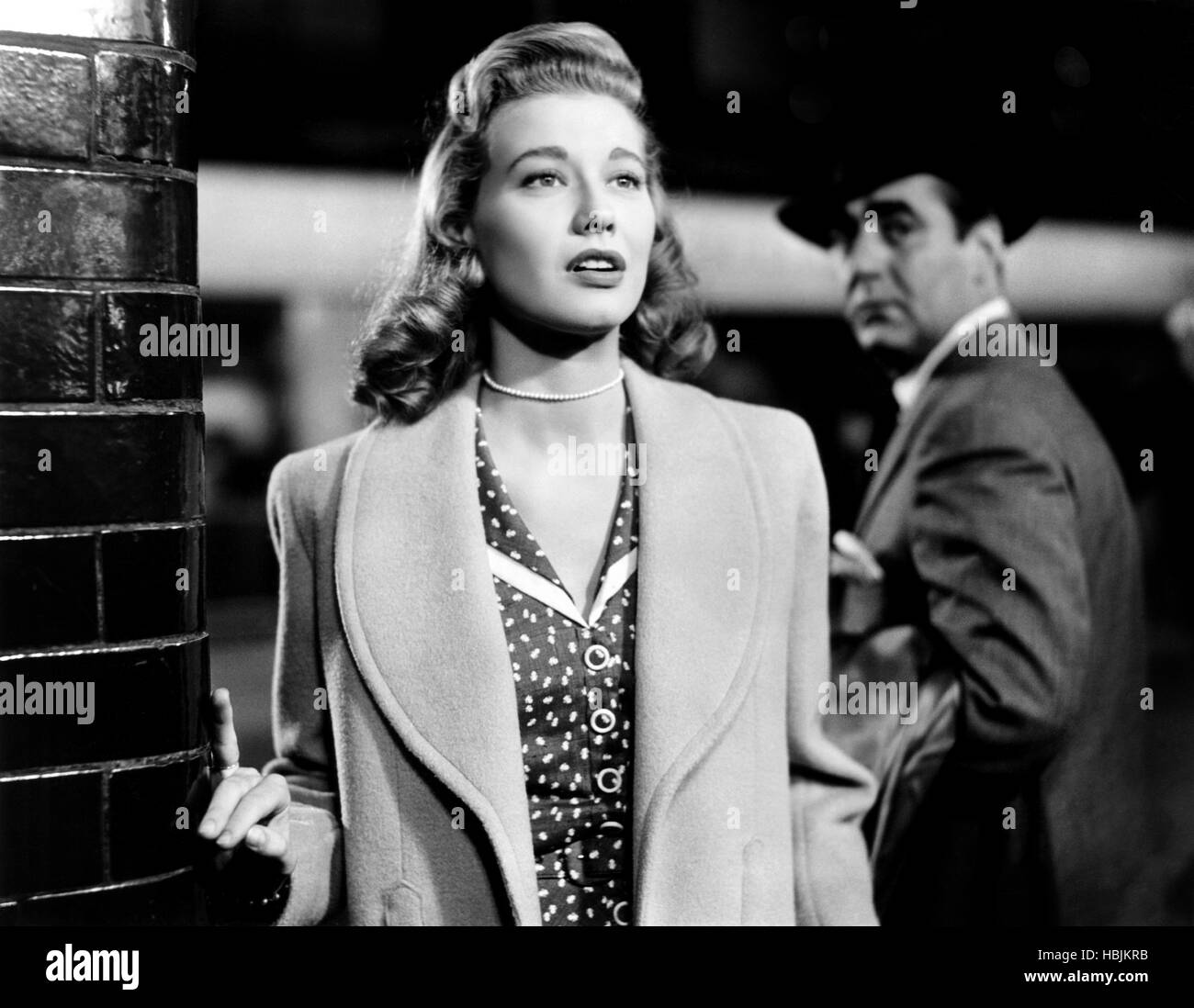 BRIGHT VICTORY, from left, Peggy Dow, Jim Backus, 1951 Stock Photo - Alamy