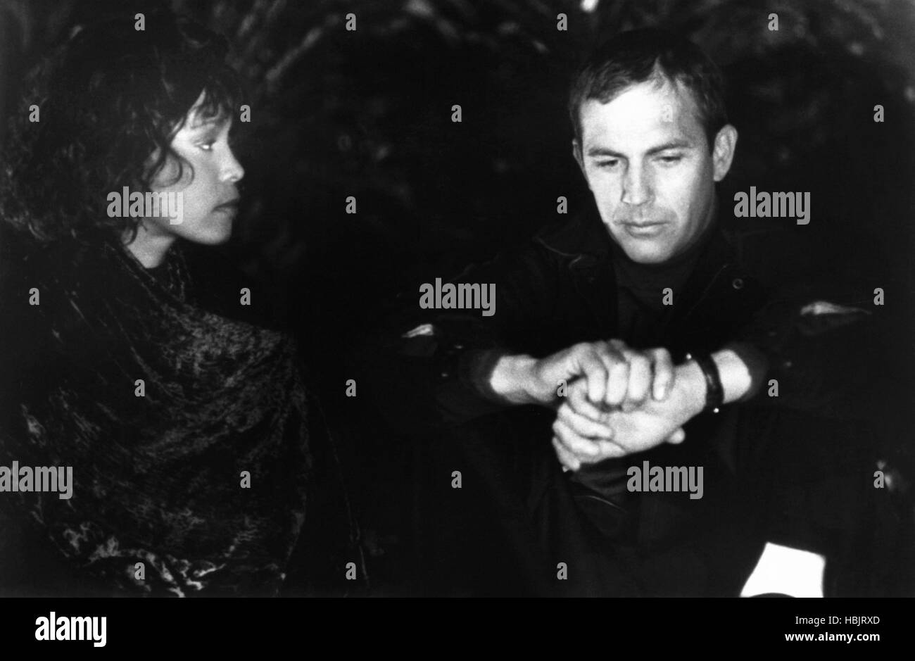 THE BODYGUARD, from left: Whitney Houston, Kevin Costner, 1992 ...