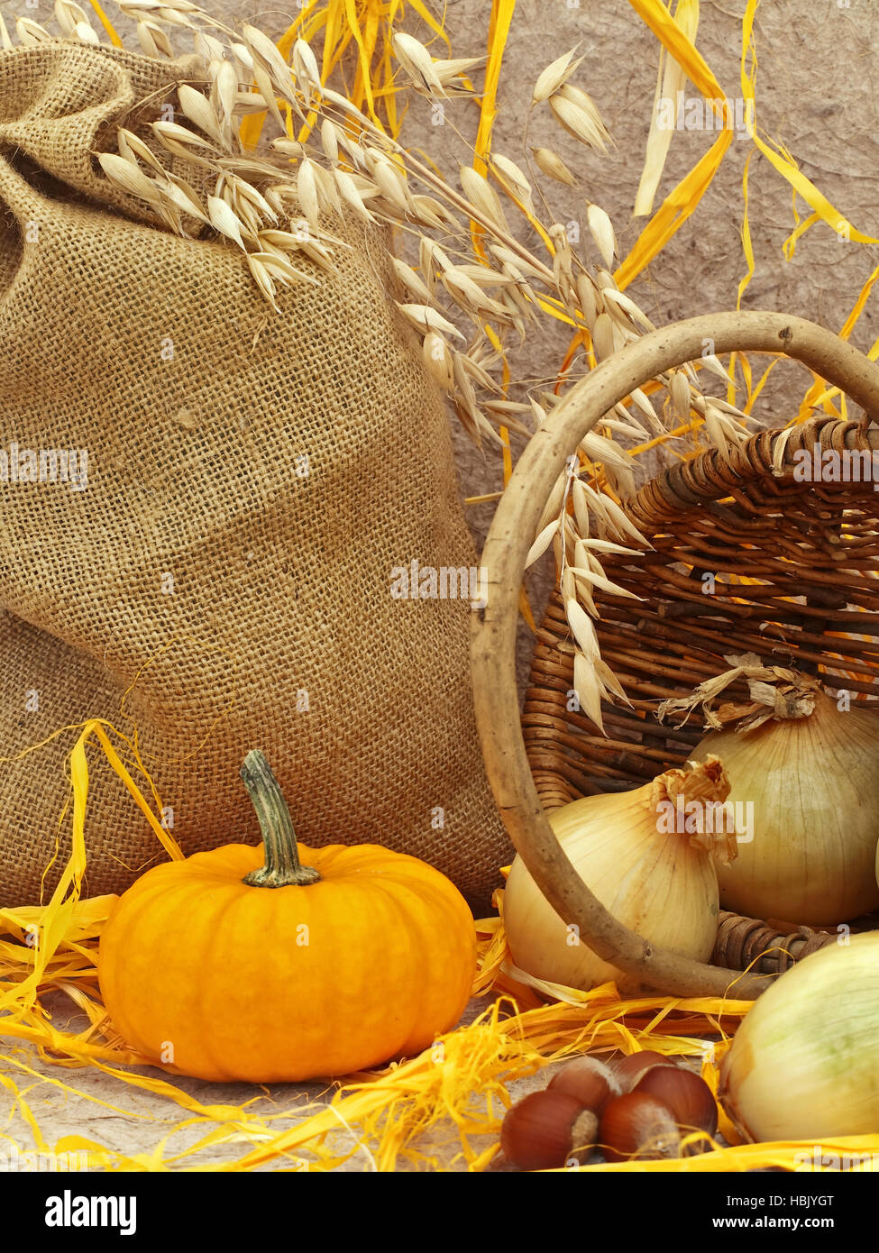 Still life with colors hi-res stock photography and images - Alamy