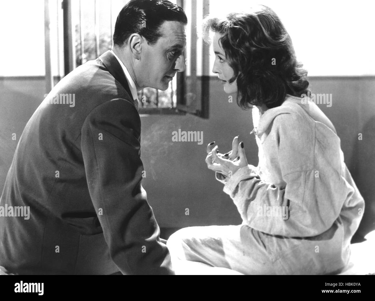 CAT GIRL, Robert Ayres, Barbara Shelley, 1957 Stock Photo - Alamy